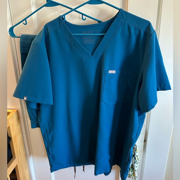 Figs | Pants | Figs Mens Scrub Top And Bottom Set | Poshmark